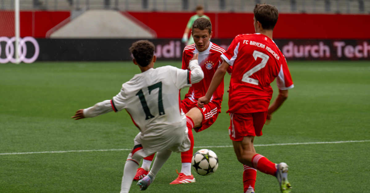 Top-Talente beim U15 Elite Cup am FC Bayern Campus